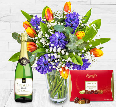 Flower Gift Sets | Exquisite Bouquets & Thoughtful Extras | 123 Flowers