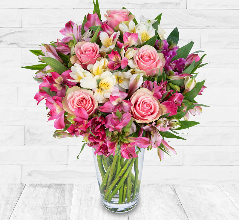 Peruvian Lily & Rose