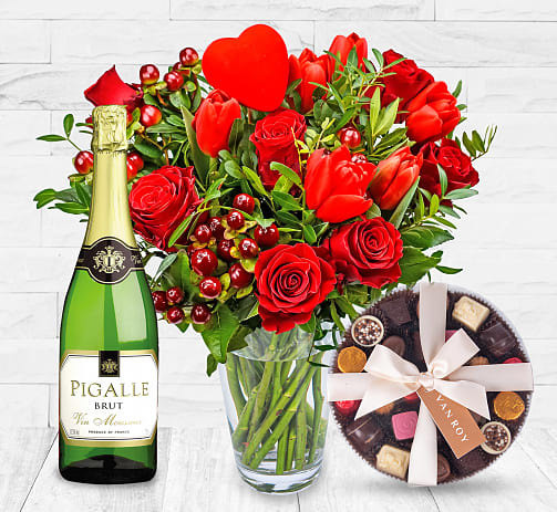 Flower Gift Sets | Exquisite Bouquets & Thoughtful Extras | 123 Flowers