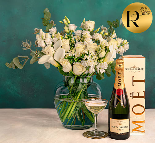 Flower Gift Sets | Exquisite Bouquets & Thoughtful Extras | 123 Flowers