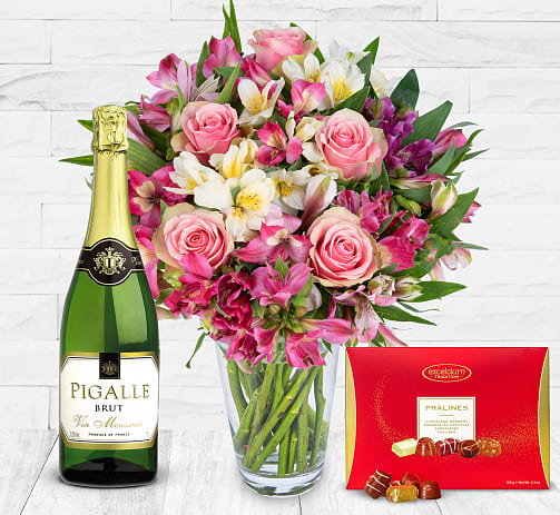 Flower Gift Sets | Exquisite Bouquets & Thoughtful Extras | 123 Flowers
