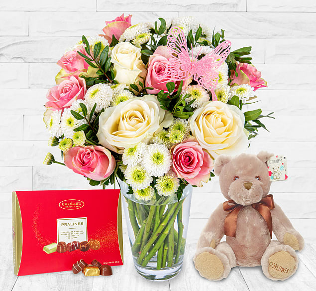 Rose Delights Cuddle Bundle | 123 Flowers