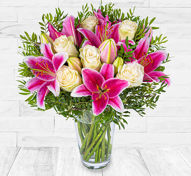 Classic Roses and Lilies | 123 Flowers