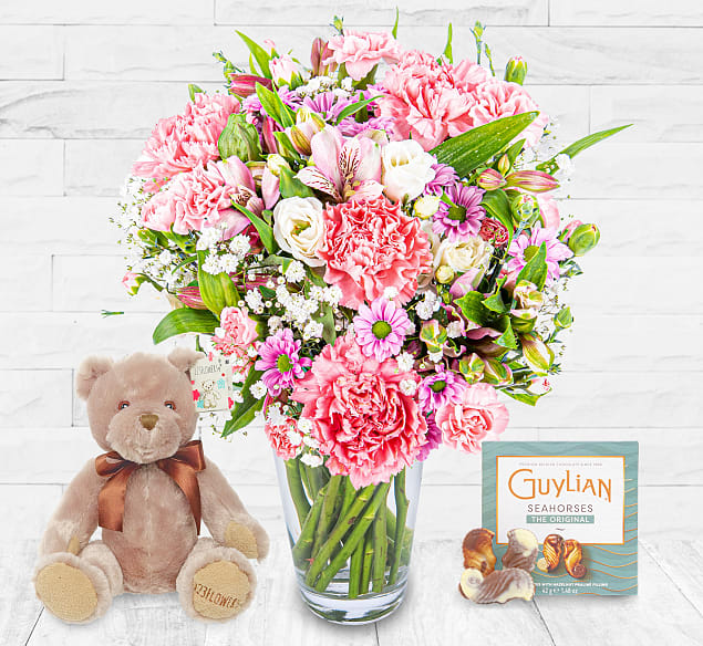 Classic Pretty & Pink Cuddle Bundle | 123 Flowers